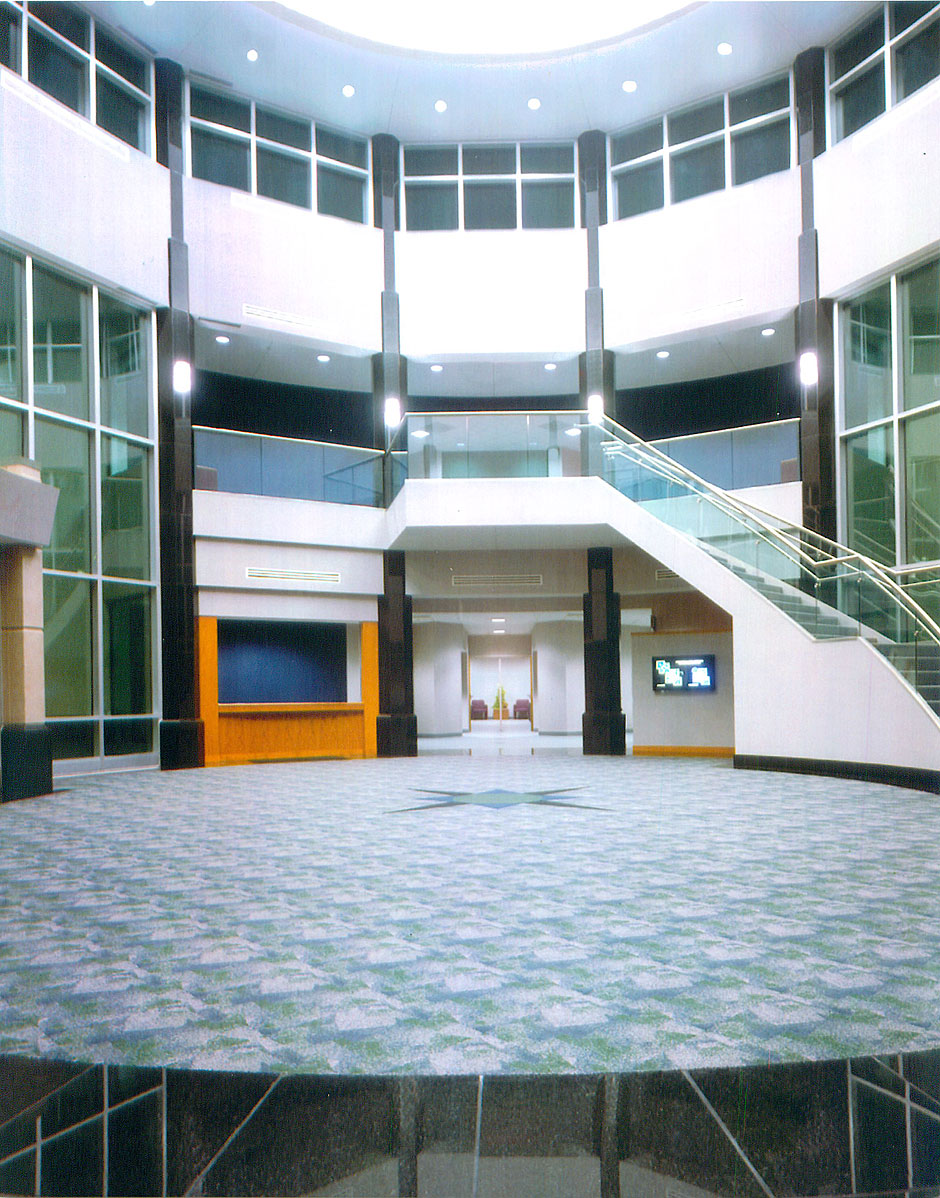 Northern Illinois University, Rockford Education Center – PG Design + Build